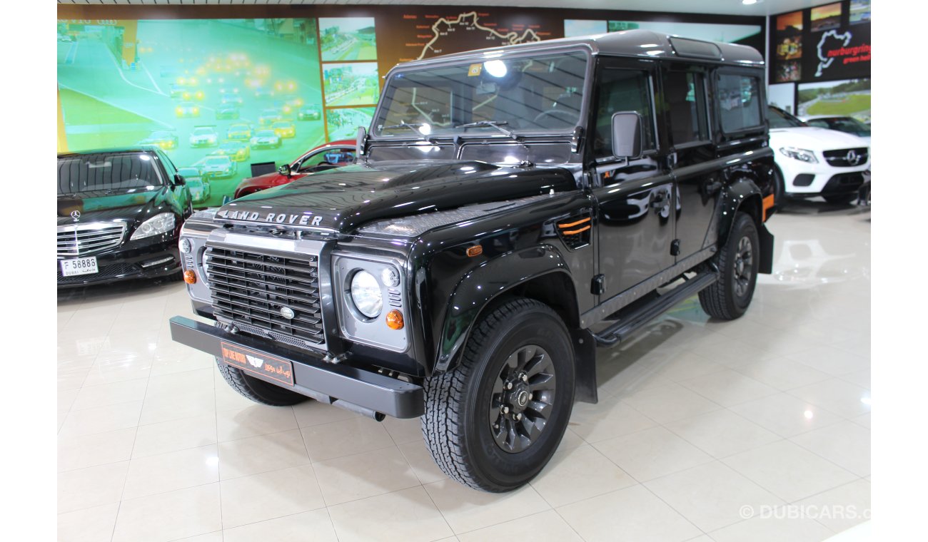 Used Land Rover Defender 2013 for sale in Dubai - 263824