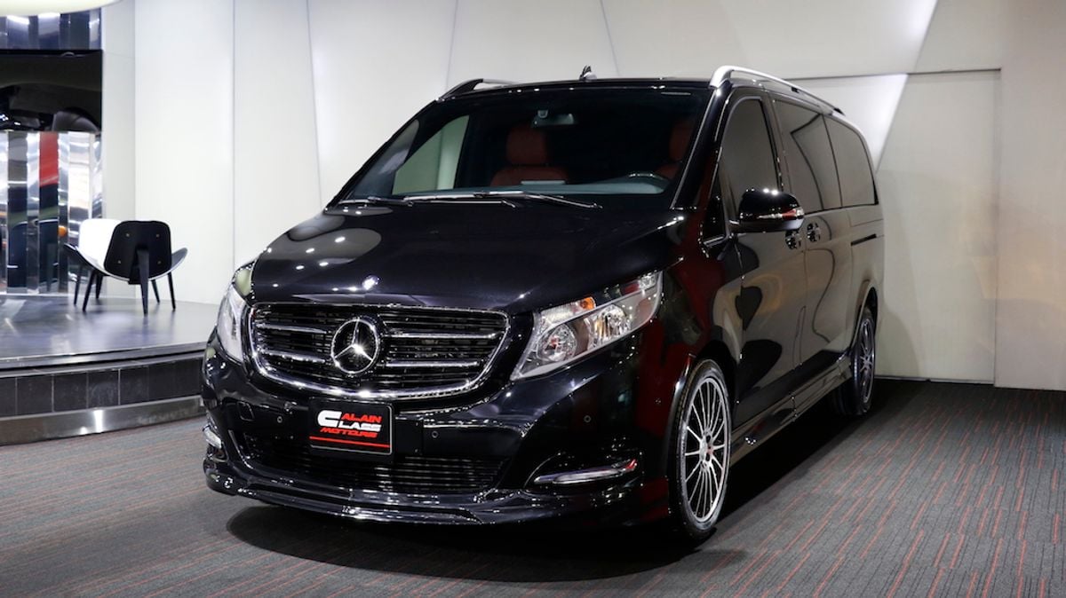Mercedes-Benz Viano Bespoke by DIZAYN VIP for sale. Black, 2016