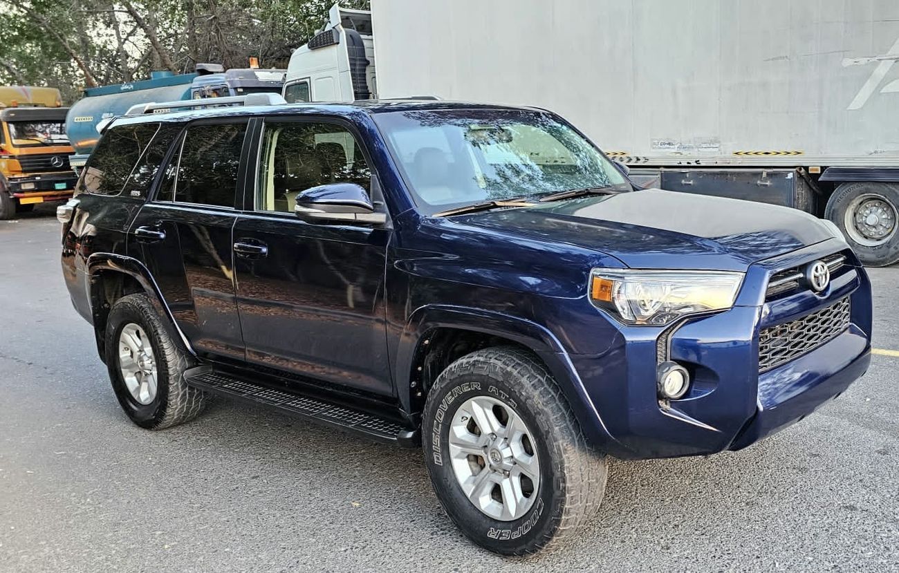 Used Toyota 4Runner Full option clean car 2018 for sale in Dubai - 594450