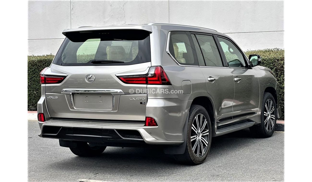 Used Lexus LX570 Platinum 2017 for sale in Dubai - 614993