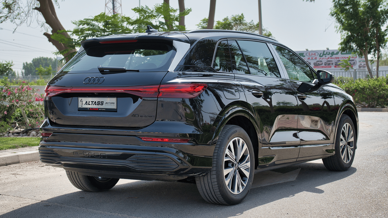 New Audi etron 2023 | AUDI | Q5 40 E-TRON | GLARE EDITION 2023 for sale in Dubai - 755722