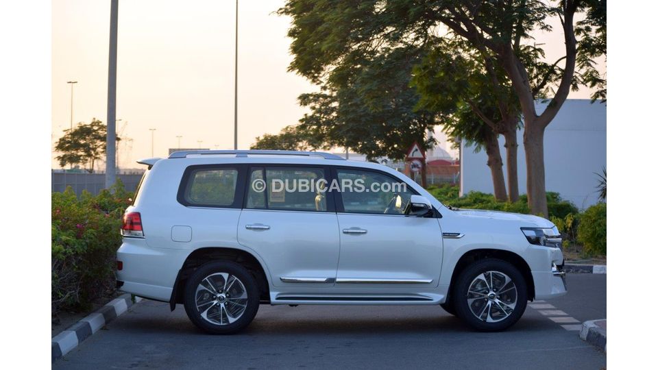 New Toyota Land Cruiser 200 GXR V6 4.0L Petrol AT Grand Touring 2021 ...