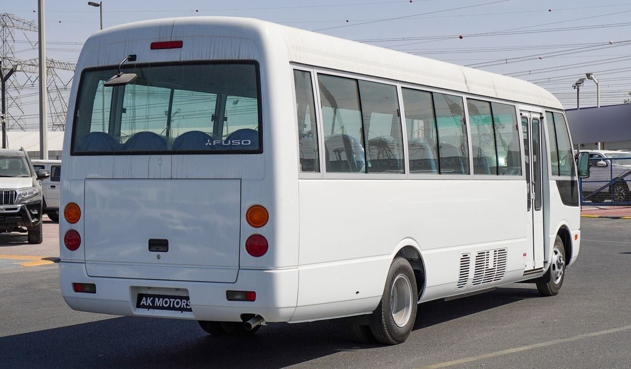 New Mitsubishi Rosa 4.2L Diesel 33 Passengers 2025 MY Export Only 2025 for sale in Dubai - 826082