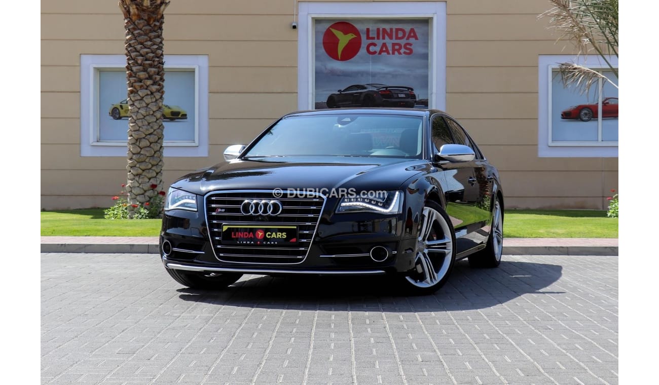 Used Audi S8 D4 2013 for sale in Dubai - 611705