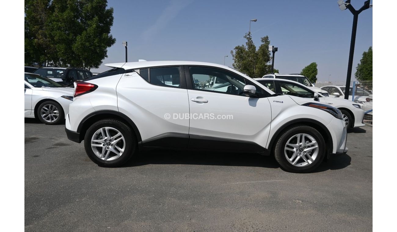 New Toyota CHR C-HR 1.8L HYBRID 2023 2023 for sale in Dubai - 558318
