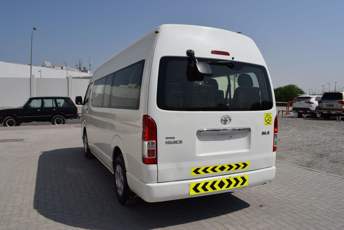 Used Commuter GLX High Roof Toyota Hiace Highroof GLX 13 seater, Model ...