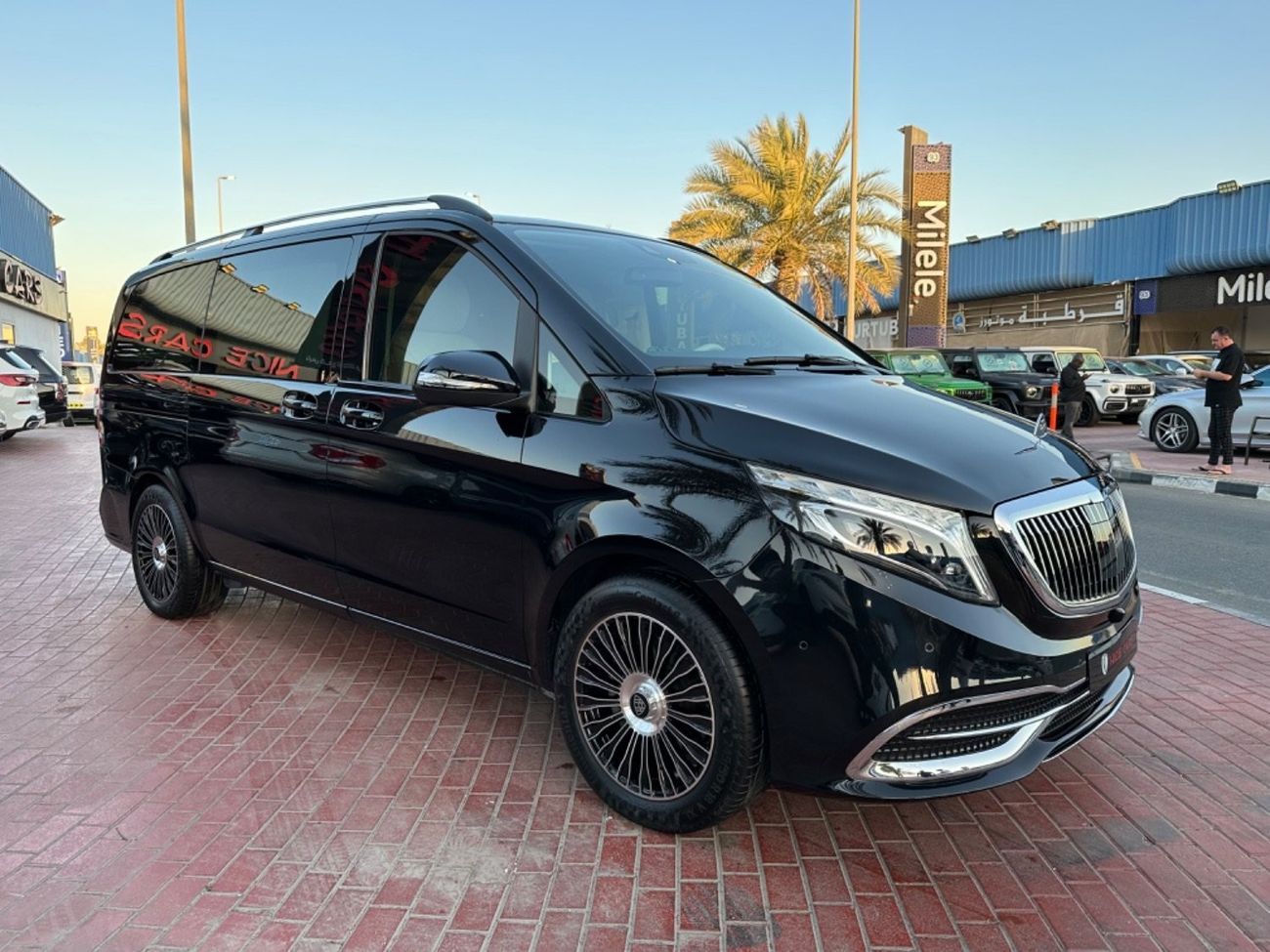 Used Mercedes-Benz V 250 Maybach kit. VIP 2022 for sale in Dubai - 613578