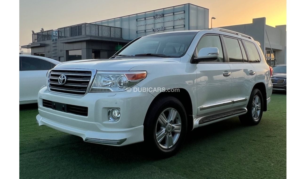 Used Toyota Land Cruiser GXR 2014 for sale in Dubai - 617966