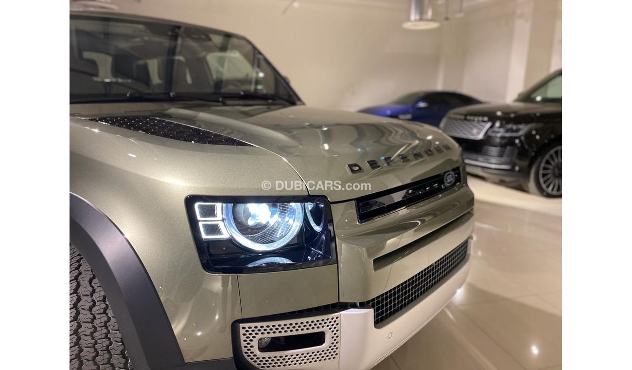 New Land Rover Defender P90 2021 for sale in Dubai - 434409