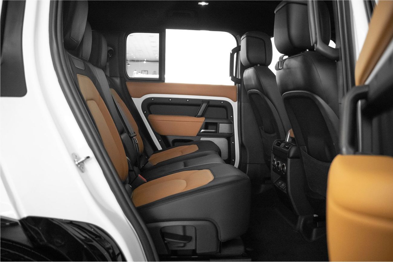 Used Land Rover Defender 130 SE P400 X Dynamic (7 Seater) 2023 for sale ...