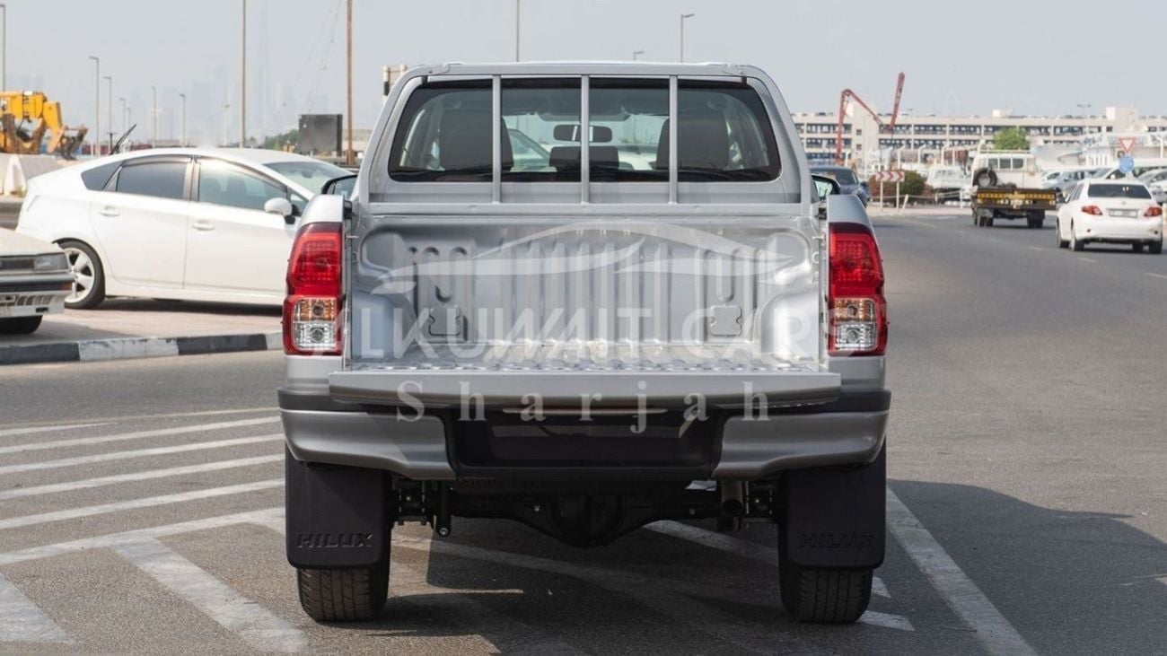 New TOYOTA HILUX DC 2.4D AT 4X4 MY2023 2023 for sale in Dubai - 715517