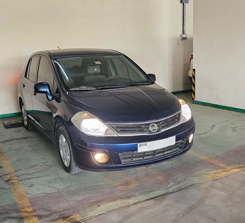 Nissan Tiida Price in UAE, Images, Specs & Features