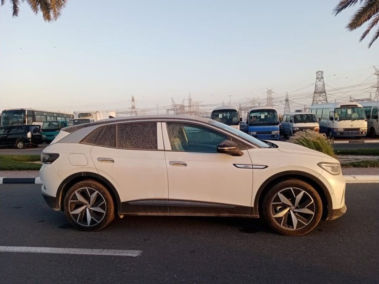 New Volkswagen ID.4 VOLKSWAGEN ID 4 CROZZ PRO FULL ELECTRIC WITHOUT HUD ...
