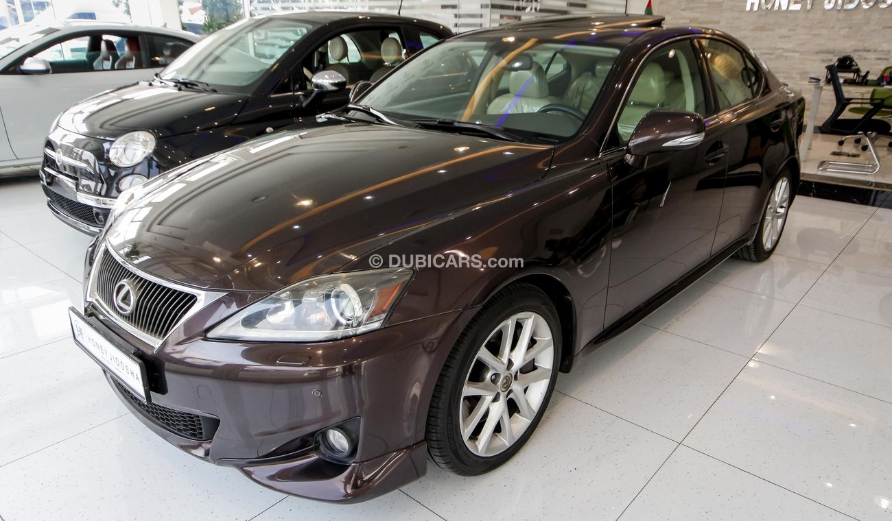 Used Lexus IS300 2012 for sale in Dubai - 87243