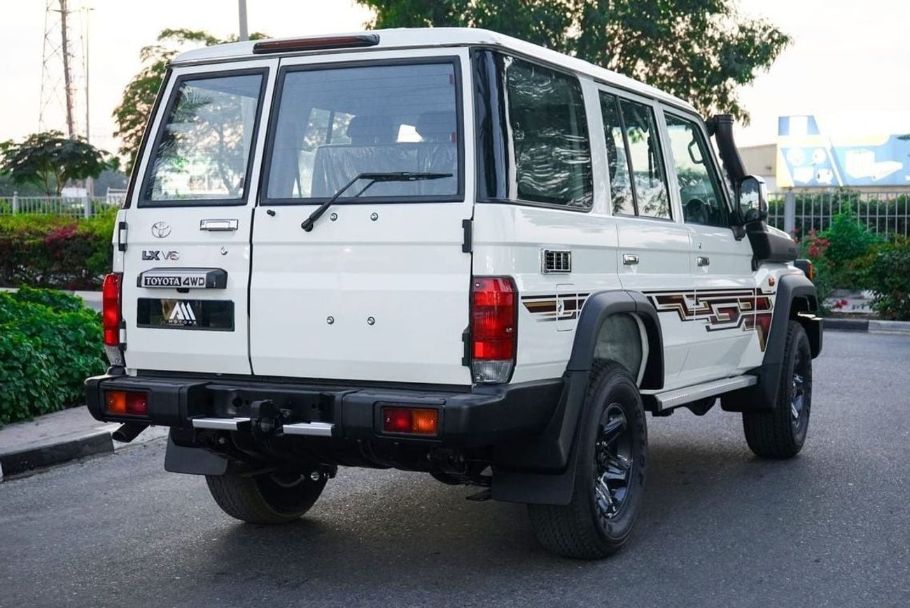 New Toyota Land Cruiser Hard Top LC76 | Hard Top (5 Doors) | 4.0 L | V6 | Petrol | M/T | High ...