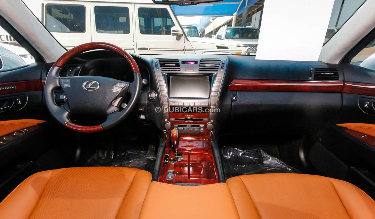 Used Lexus LS460 L 2007 for sale in Dubai - 17850