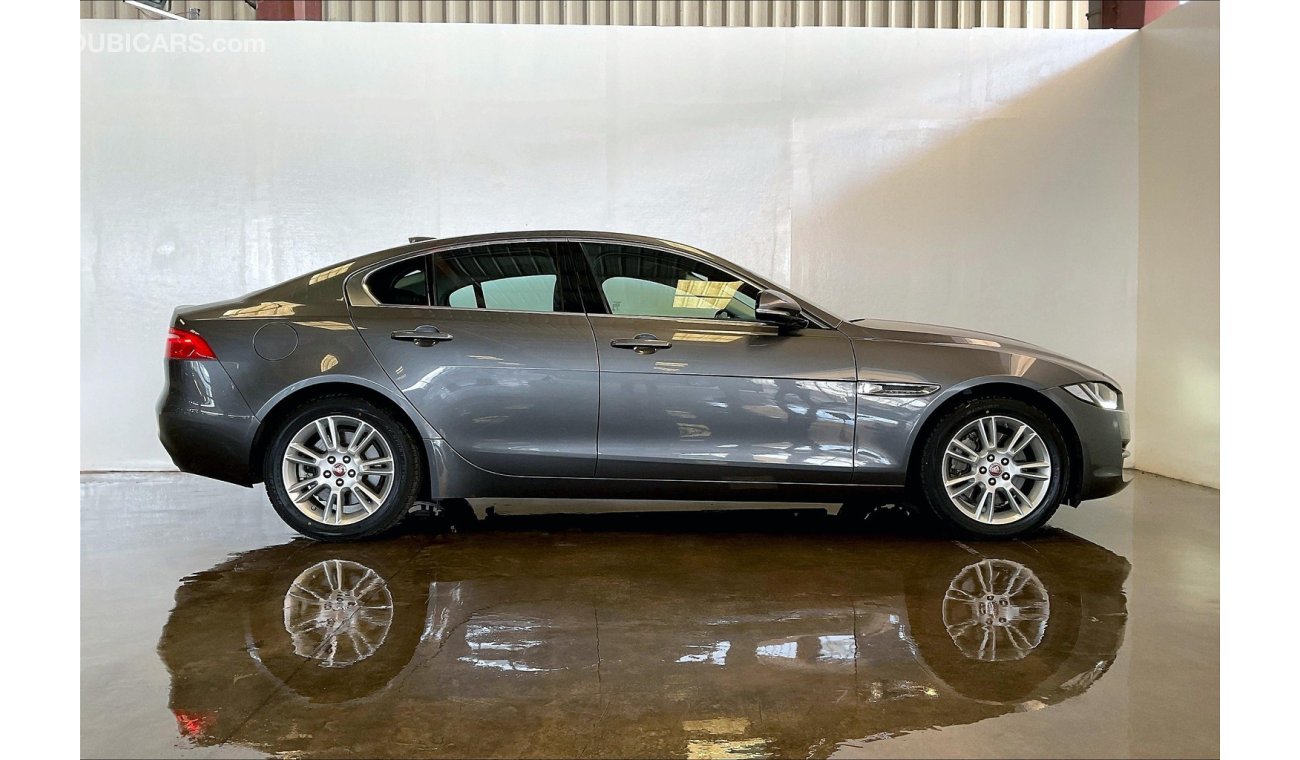 Used Jaguar XE Prestige 2018 for sale in Dubai - 516613
