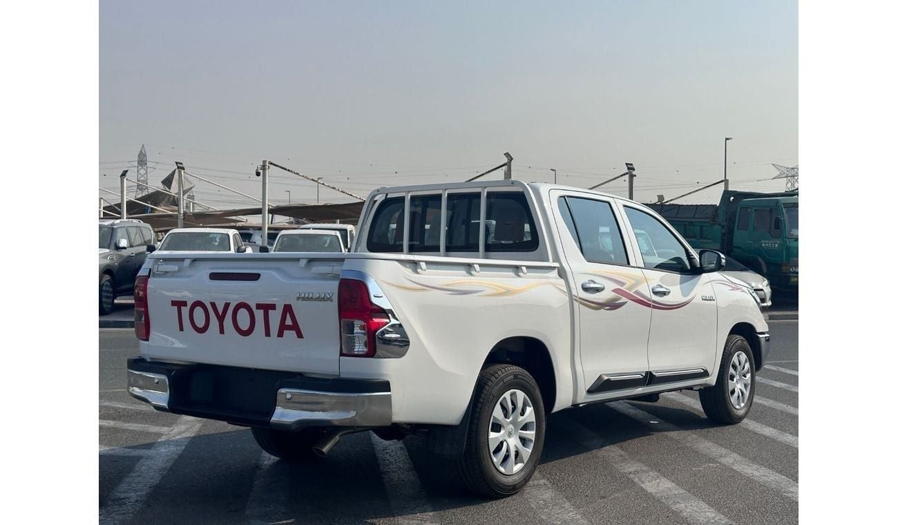 New Toyota Hilux DC 2.7L PETROL 4X2 AUTOMATIC 2025 for sale in Dubai ...