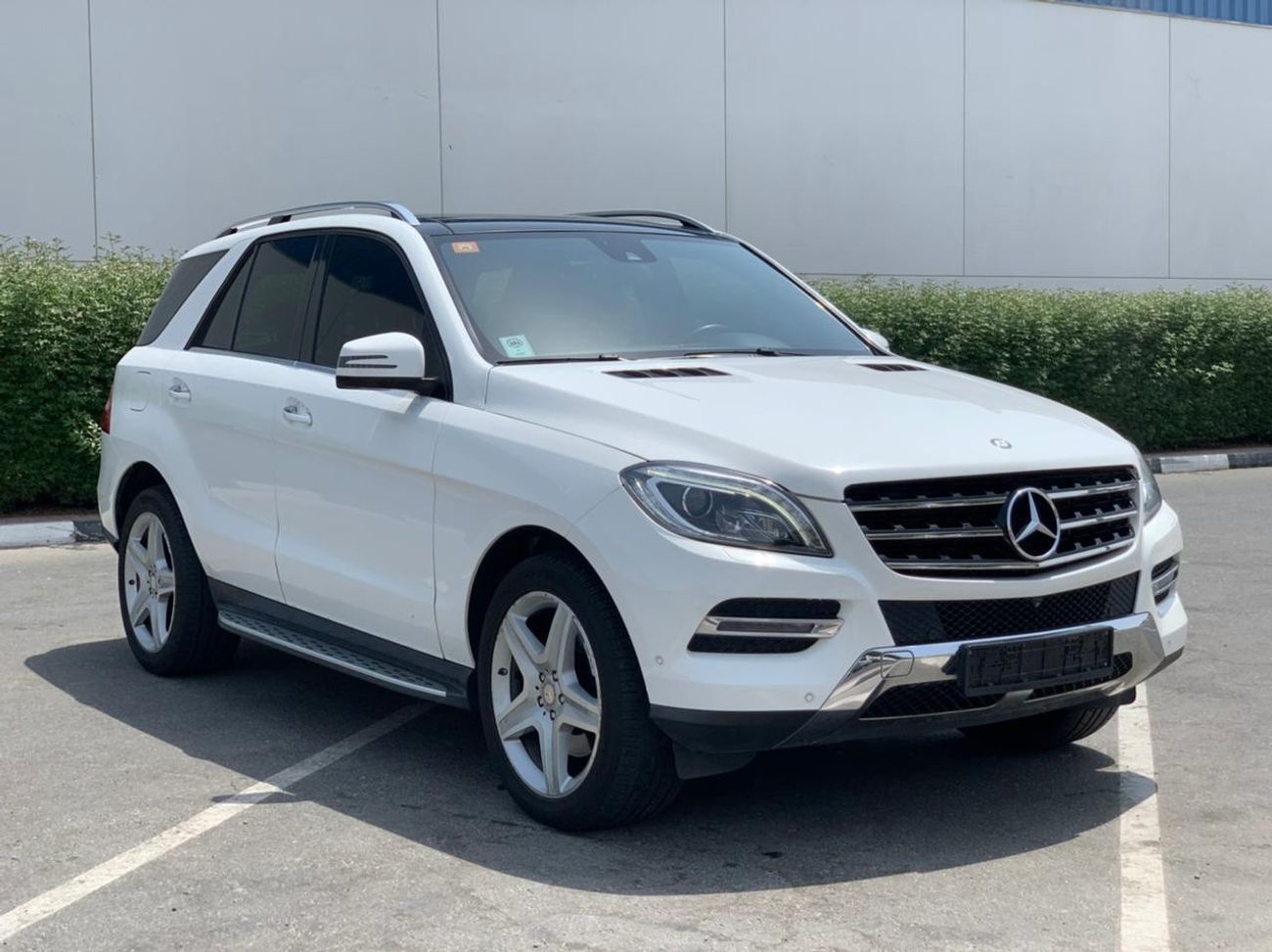 Used Mercedes-Benz ML 400 4matic **2015** 2015 for sale in Dubai - 443107