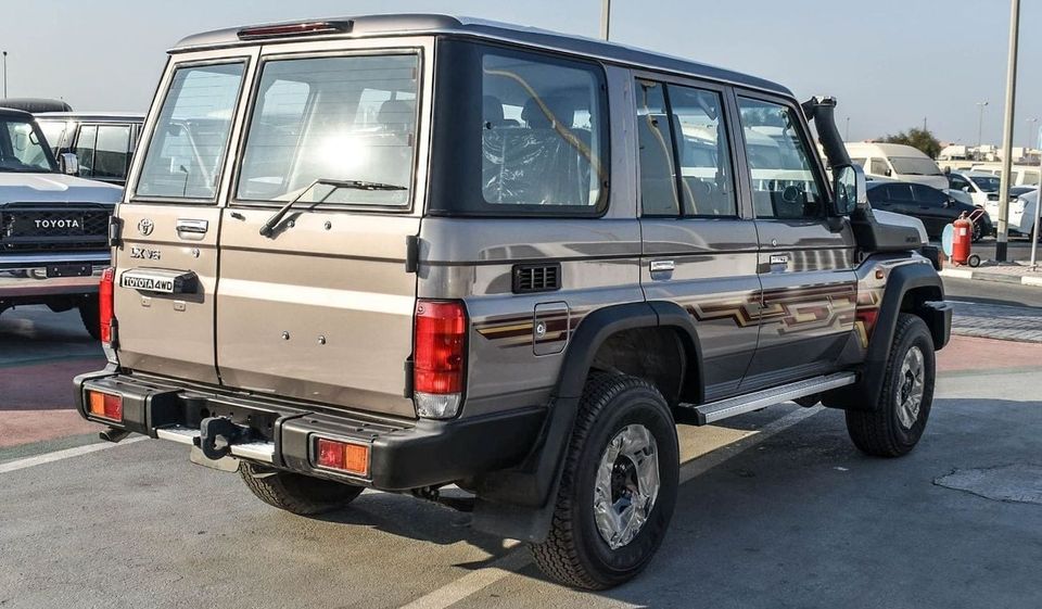 New Toyota Land Cruiser Hard Top Toyota Landcruiser Hardtop LC76 4.0L M ...