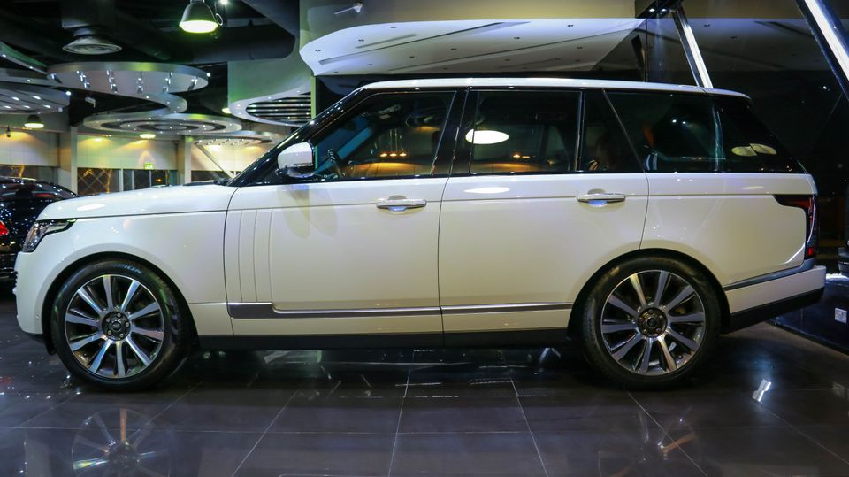 مستعملة لاند روفر رينج روفر 2015 للبيع في دبي - 66180