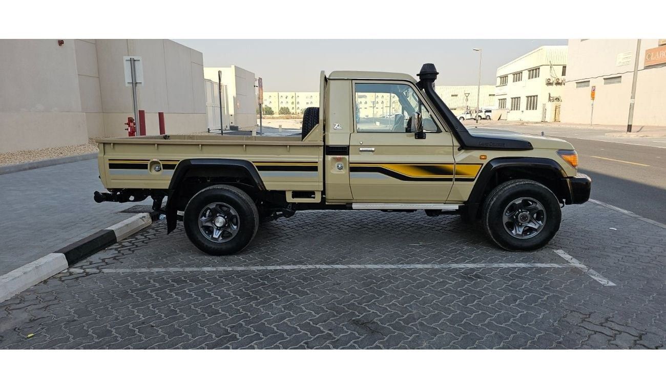 Used Toyota Land Cruiser Pick Up 4.5 V8 TURBO DIESEL 2022 for sale in ...