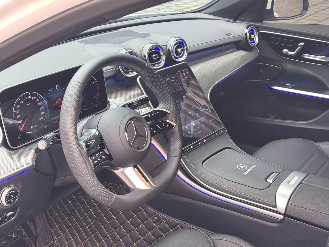 Used Mercedes-Benz 260 c260L 2024 for sale in Dubai - 852491