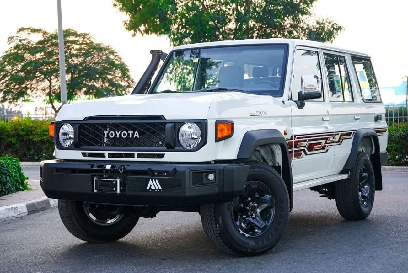 New Toyota Land Cruiser Hard Top LC76 | Hard Top (5 Doors) | 4.0 L | V6 ...