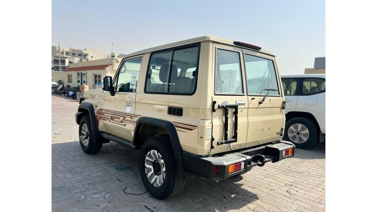 New Toyota Land Cruiser 70 LC71 Capsule 4.0L Petrol V6 Full Option 2024 ...