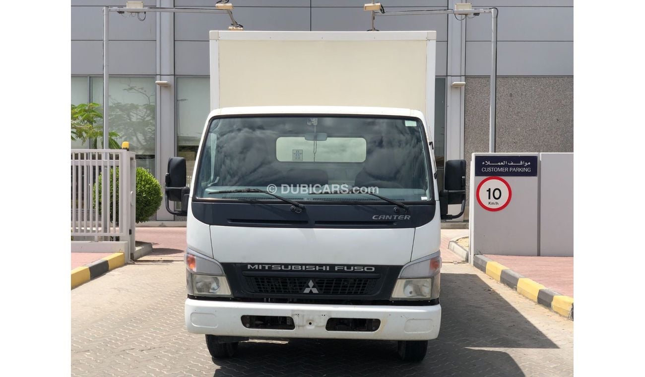 Used Mitsubishi Fuso Canter GCC BOX 2016 for sale in Sharjah - 607371