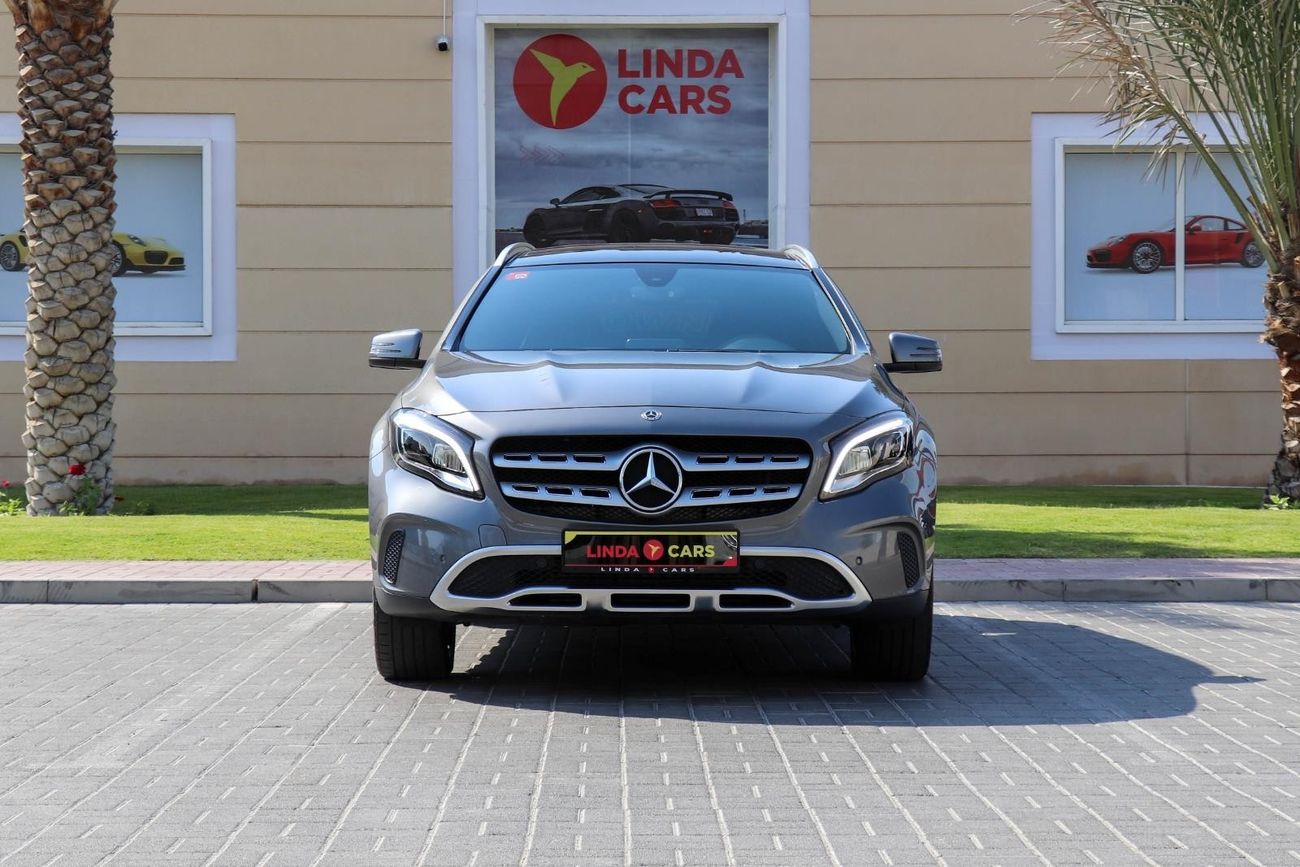 Used Mercedes-Benz GLA 250 X156 2018 for sale in Dubai - 605954