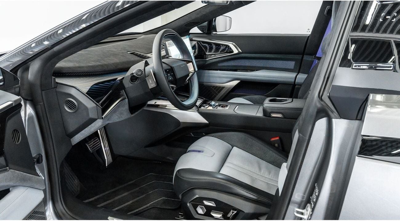 Used HiPhi Z 2023 for sale in Dubai - 810973