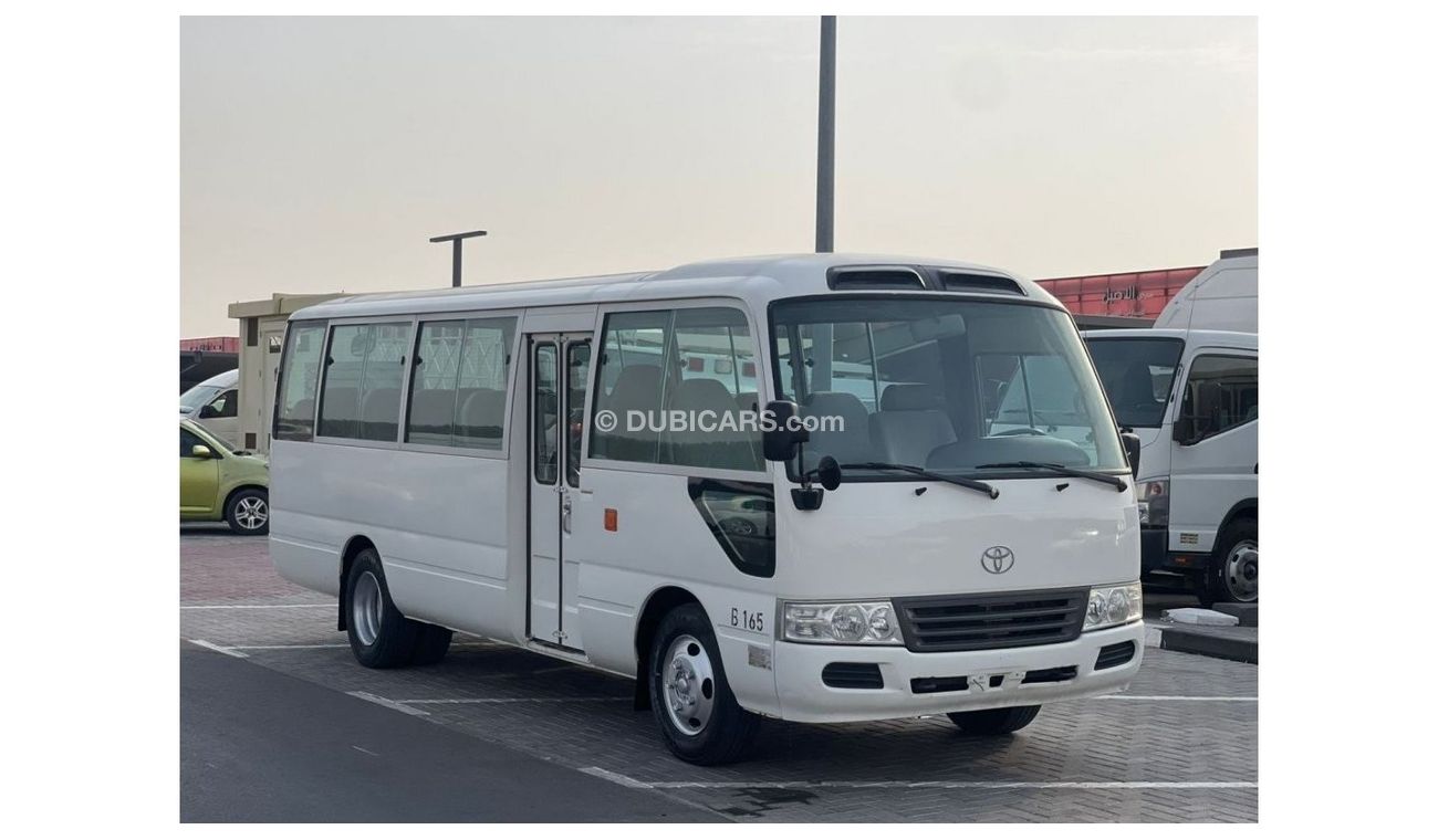 Used Toyota Coaster 2016 I DIESEL I 30 Seats I Ref#421 2016 for sale in Sharjah - 639798