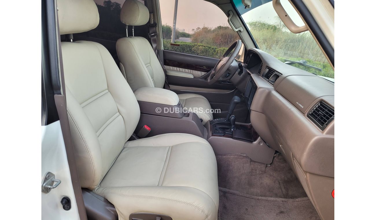 Used Lexus LX 450 1996 for sale in Dubai - 566441