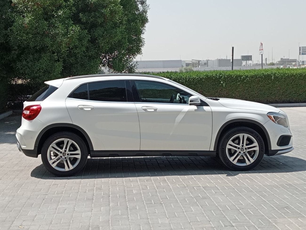 Used Mercedes-Benz GLA 250 Std Full Option 2020 for sale in Sharjah ...