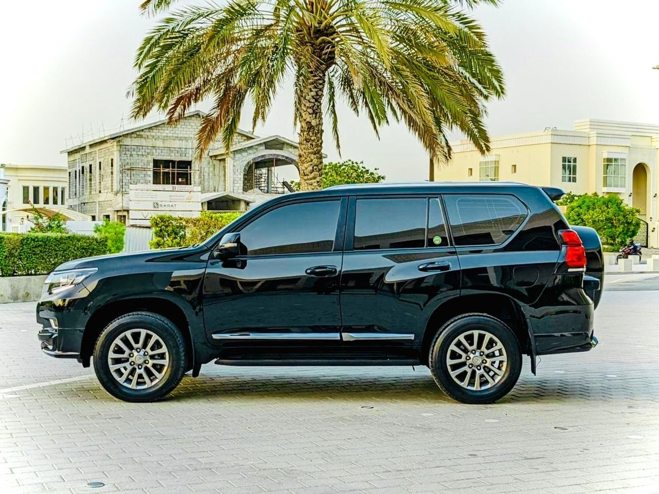 Used Toyota Prado 2020 TXL || Fuel Petrol || 2020 for sale in Dubai - 741504