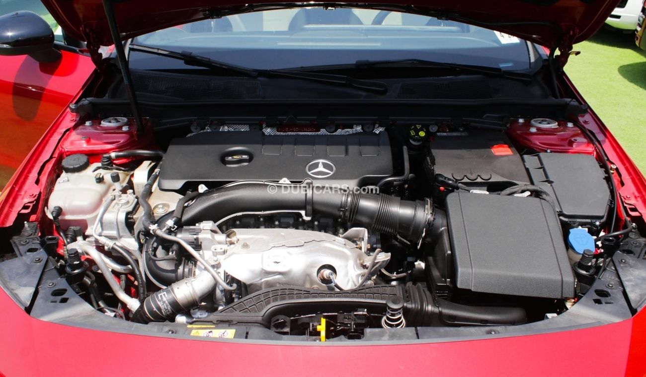 Used Mercedes-Benz CLA 250 2021 for sale in Sharjah - 538433