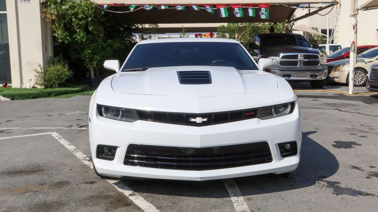 Used Chevrolet Camaro SS 2015 for sale in Sharjah - 691127