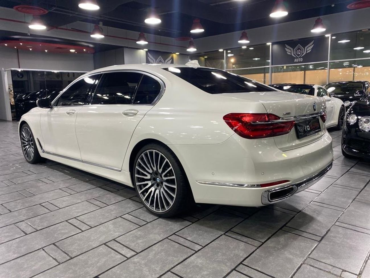 Used BMW 750Li 2016 for sale in Dubai - 547873