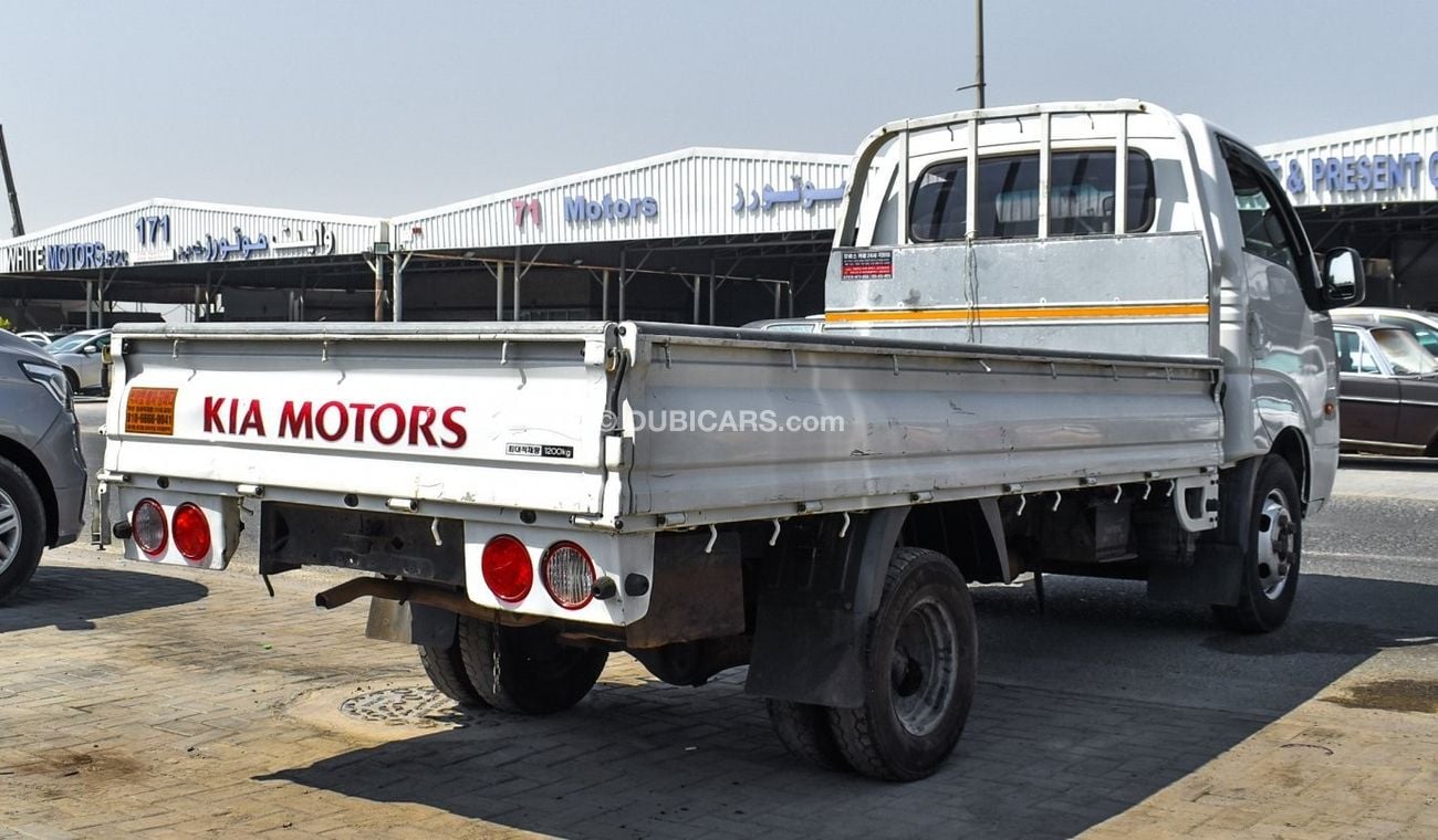 Used Kia Bongo III 2008 for sale in Dubai - 666380