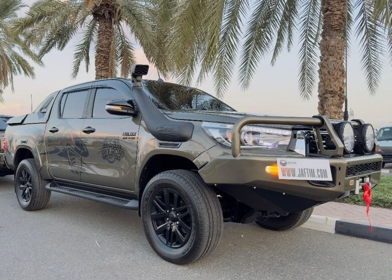 Used Toyota Hilux HEAVY MODIFICATION | PREMIUM BULL BAR | HILUX BOOT ...