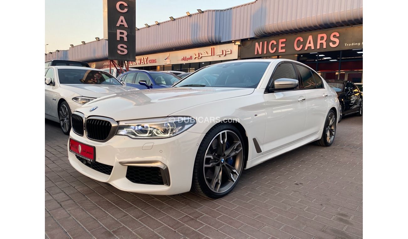 Used BMW 550i V8 gcc spec 2018 for sale in Dubai - 415782