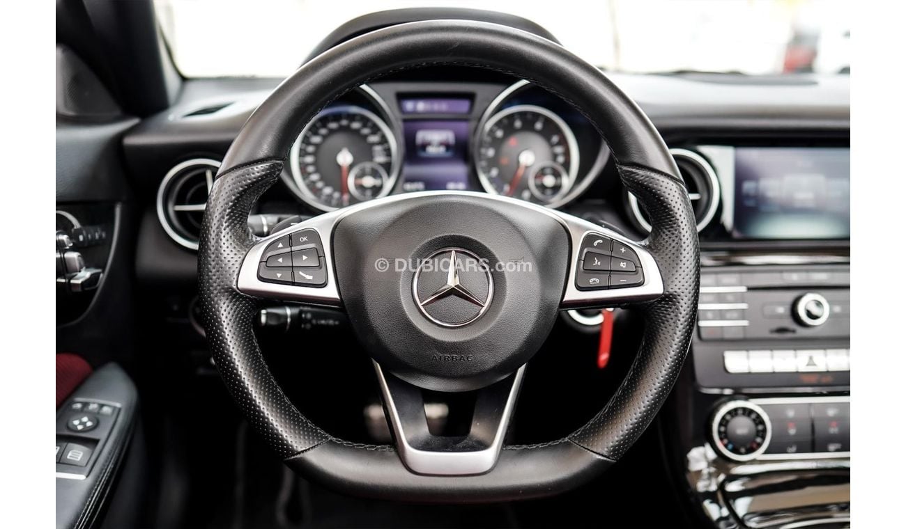Used Mercedes-Benz SLC 300 R172 2017 for sale in Dubai - 638108