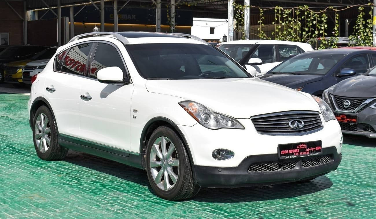 Used Infiniti QX50 2015 for sale in Ajman - 708988