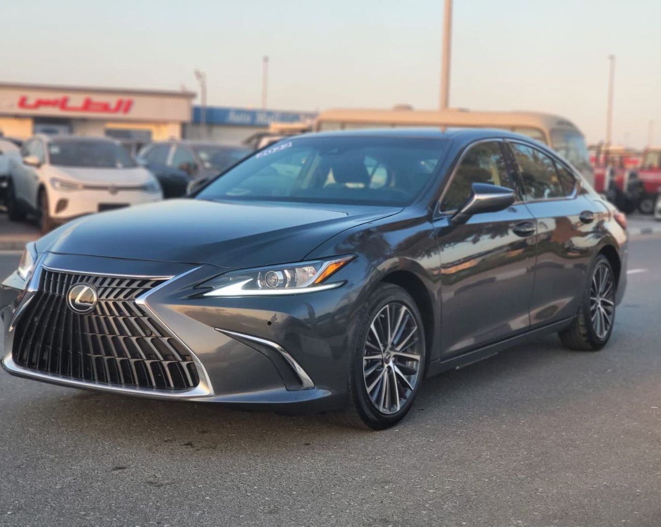 Used Lexus ES250 2022 for sale in Dubai - 560887