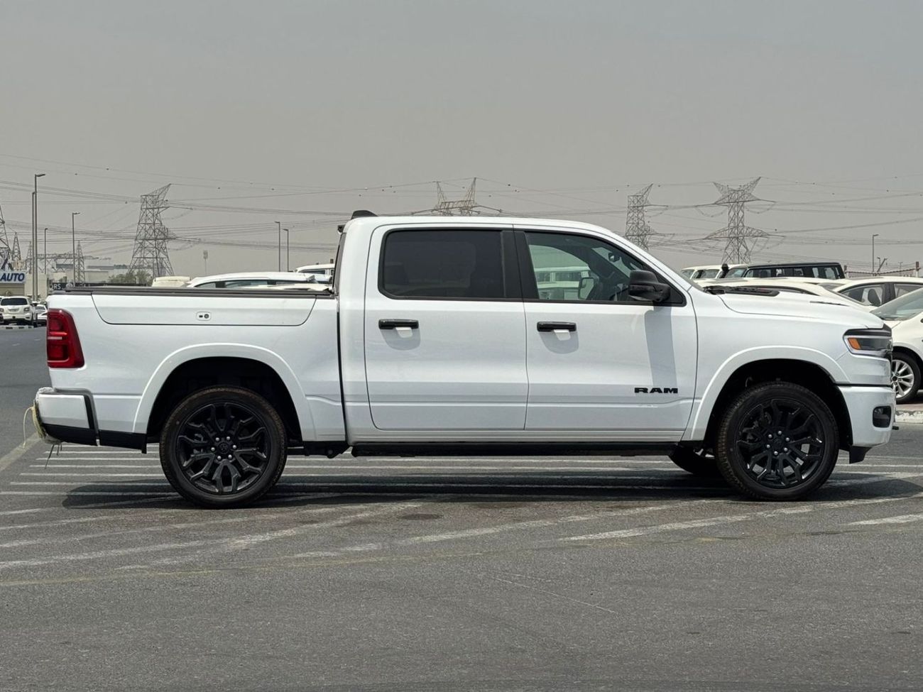 جديدة رام 1500 2025 Ram 1500 Limited Night Edition 3L Hurricane I6 2025 للبيع في دبي - 878625