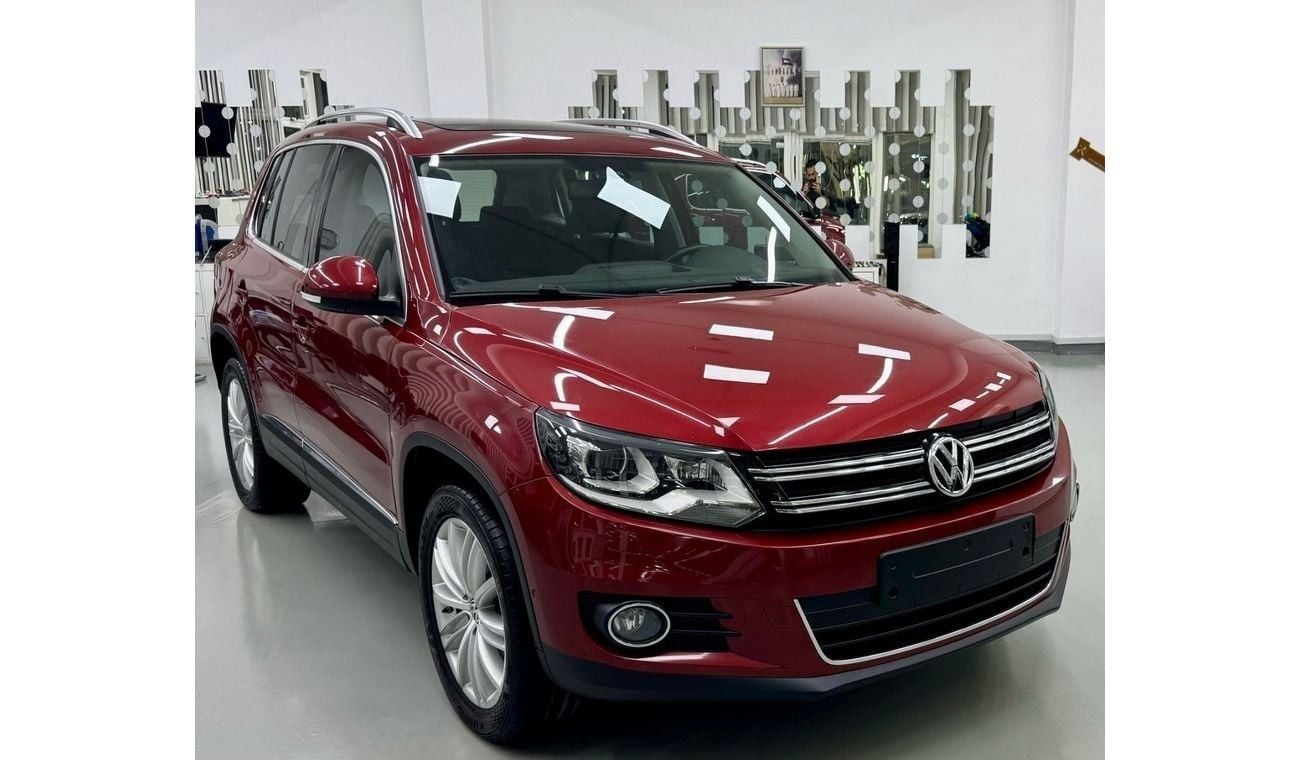Used Volkswagen Tiguan Elegance 2.0L 2015 for sale in Dubai - 796335