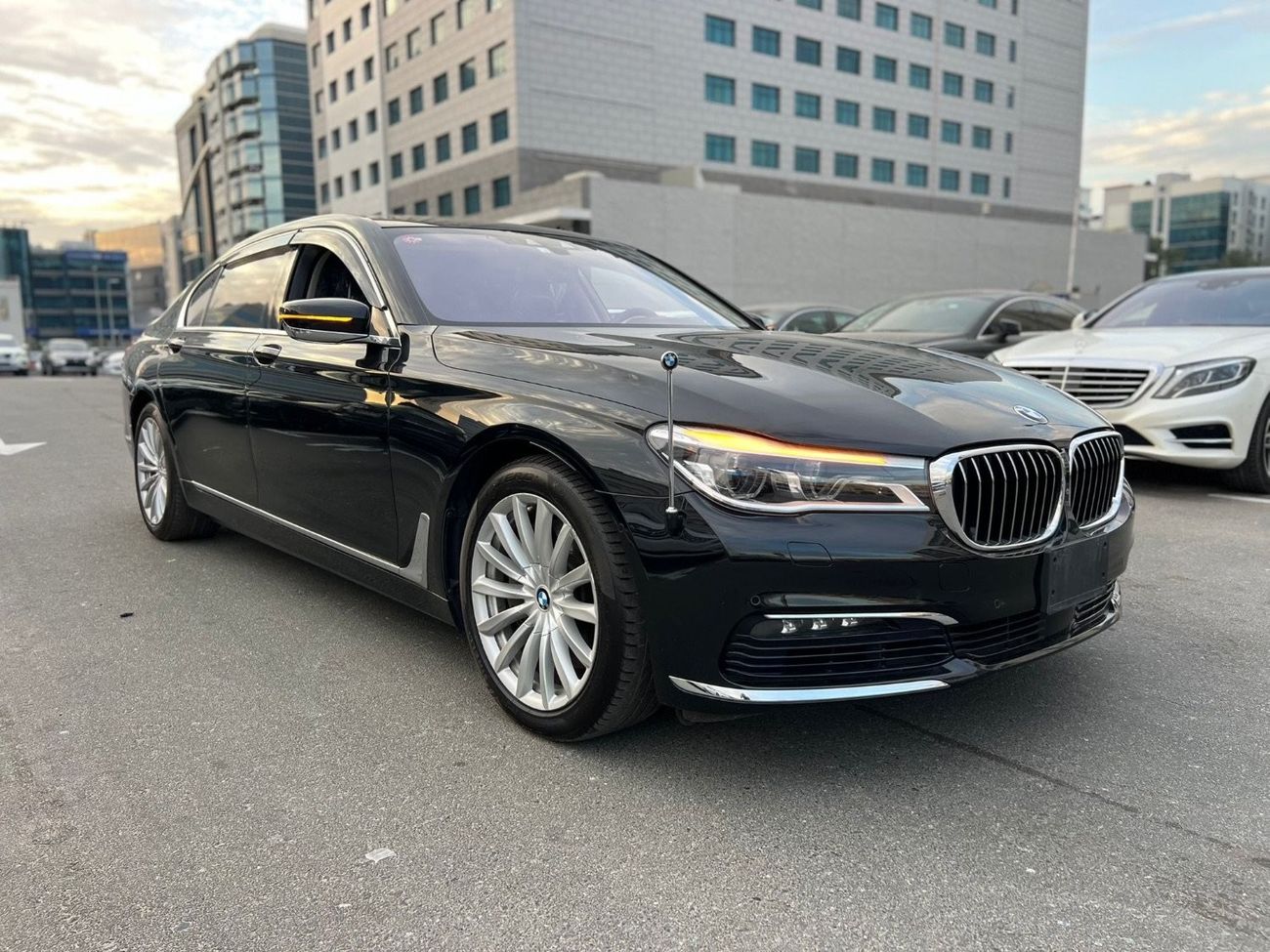 Used BMW 750Li Luxury Executive 4.4L Automatic. Gasoline. All wheel ...