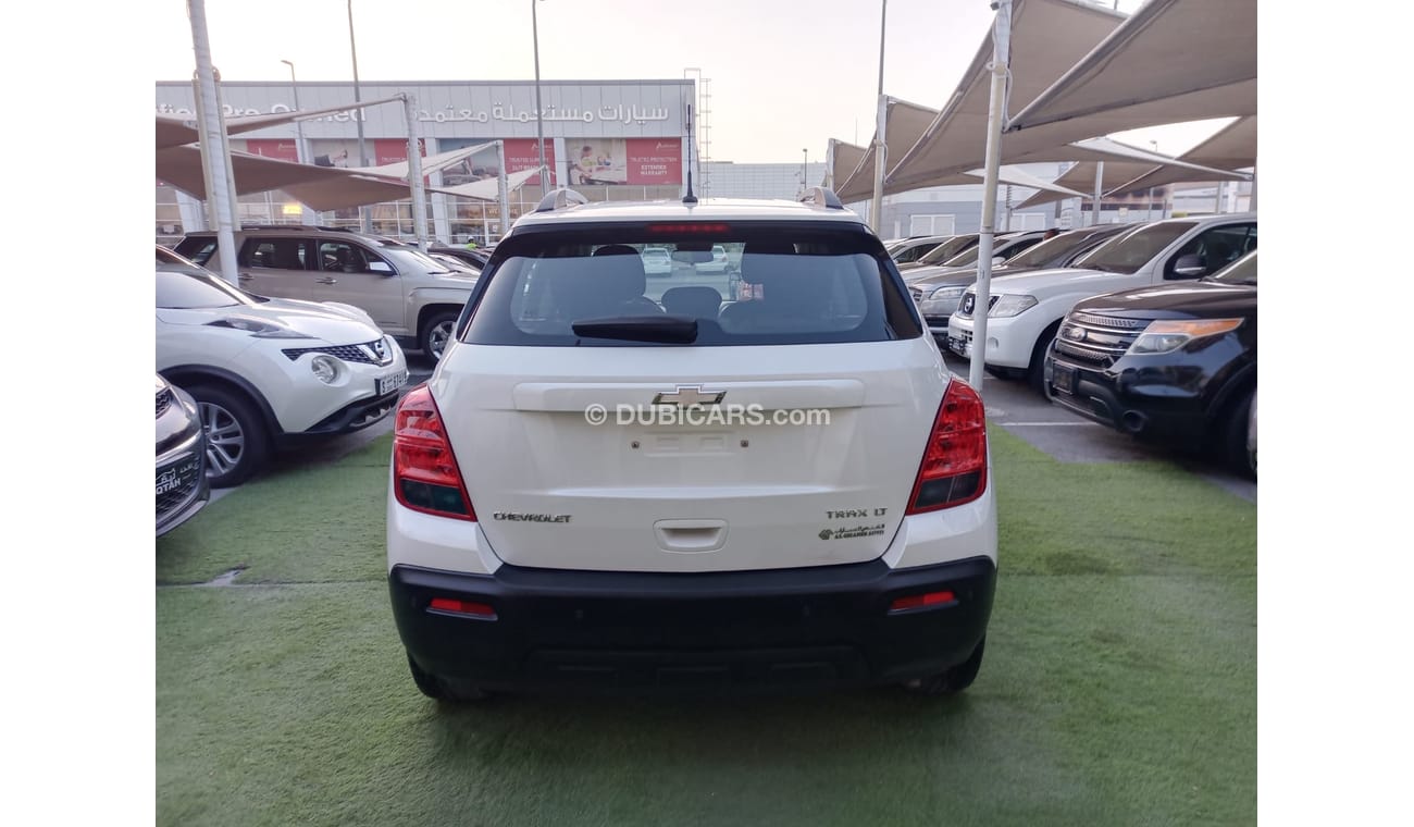 Used Chevrolet Trax 2015 model GCC, agency dye, cruise control, sensors ...