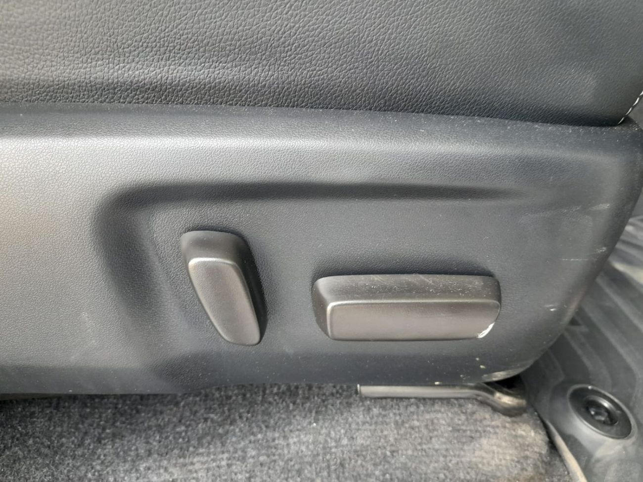 Used Toyota Hilux GR Sport 2.8L Right-Hand drive Sport 2.8L 2023 for ...